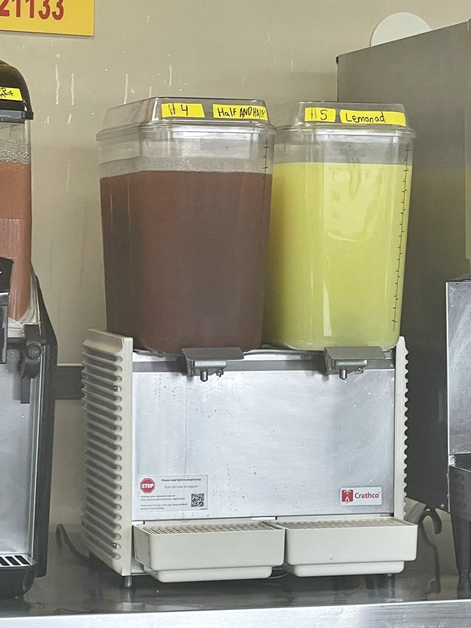 Half and half tea and lemonade—the unofficial state beverage of Maryland—ready to wash down all that crispy goodness.