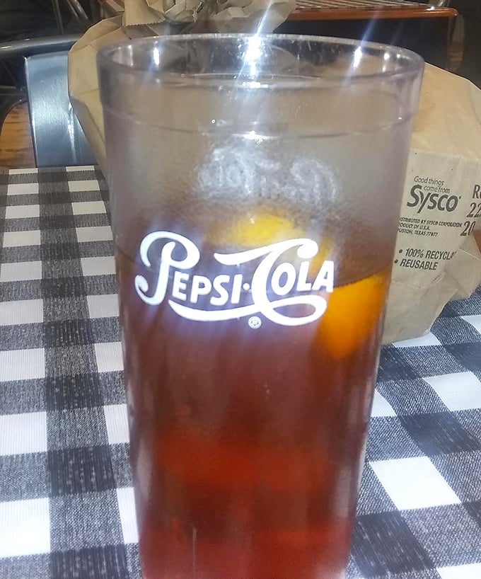 Sweet tea in a Pepsi glass—the unofficial state beverage of any respectable Southern-inspired eatery worth its salt.