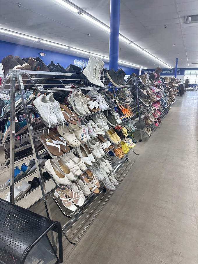 The shoe section: where footwear gets its second dance. From barely-worn wedding heels to well-loved hiking boots, each pair awaits new adventures.