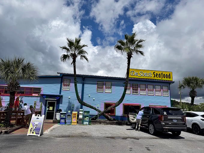 DeSoto's bright blue building practically glows with the promise of fresh Gulf Coast seafood inside.