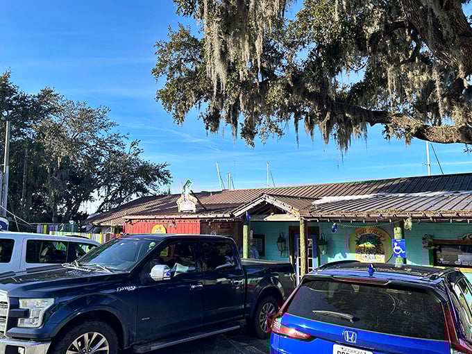 Spanish moss and colorful buildings hint at the coastal treasures hiding in this Richmond Hill gem.