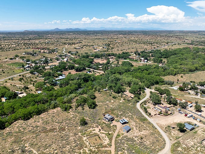Galisteo's wide-open spaces remind us that sometimes the best views aren't what you see, but what you don't – no crowds, no noise, just beauty.