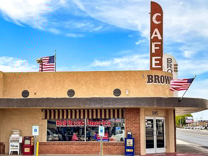 This Yuma classic proves that sometimes the best breakfast comes from the most wonderfully ordinary places.