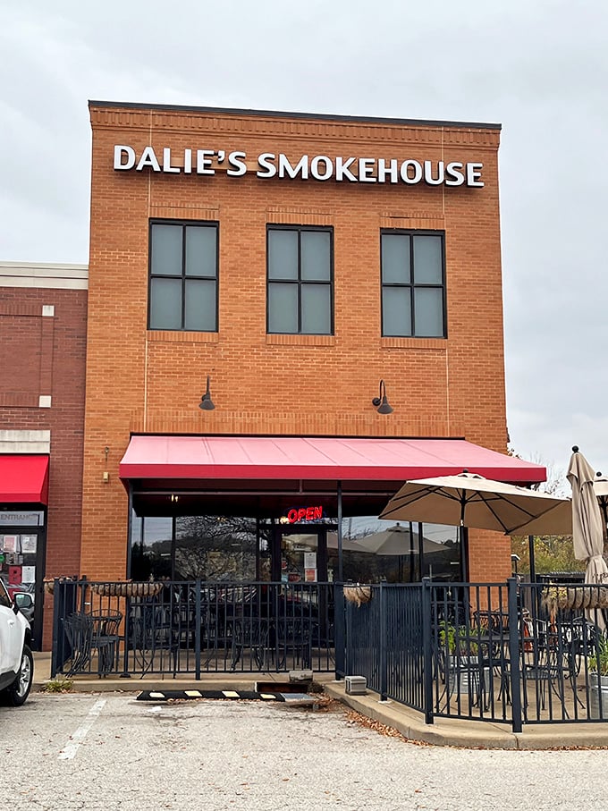 That patio isn't just for show—it's where barbecue meets fresh air for a match made in Missouri heaven.