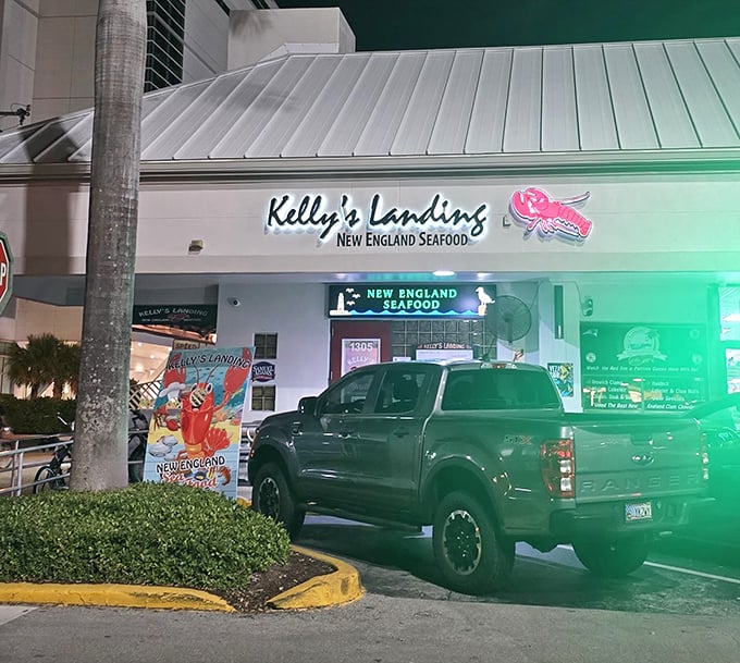 That red lobster sign isn't just decoration – it's a lighthouse guiding you to chowder paradise in the heart of Florida.