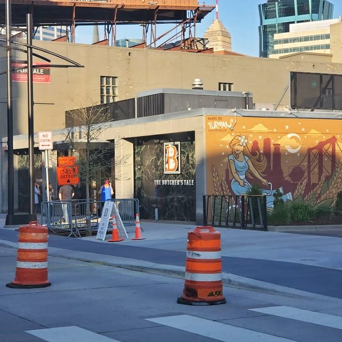 That distinctive "B" logo isn't just branding – it's a bat signal for serious steak lovers in downtown Minneapolis.