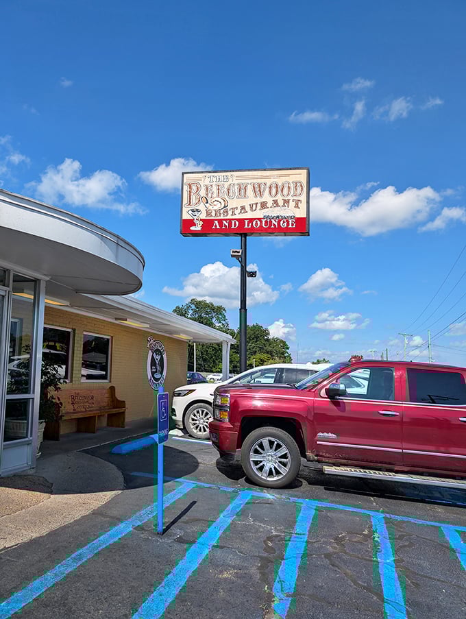 The Beechwood sign promises good times and better food, a combination that rarely disappoints in these parts.