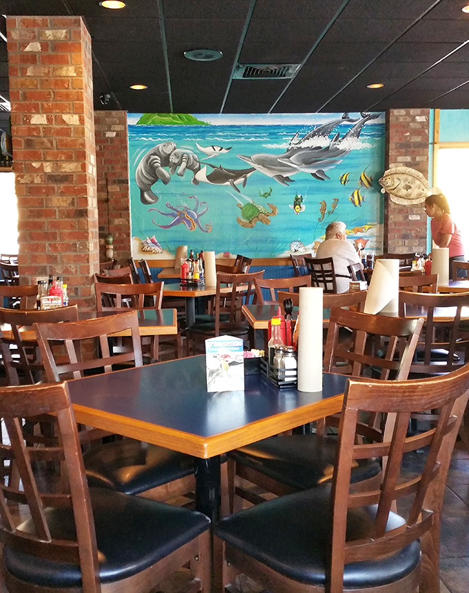 Colorful murals of Gulf marine life remind you exactly where your delicious meal came from this morning.