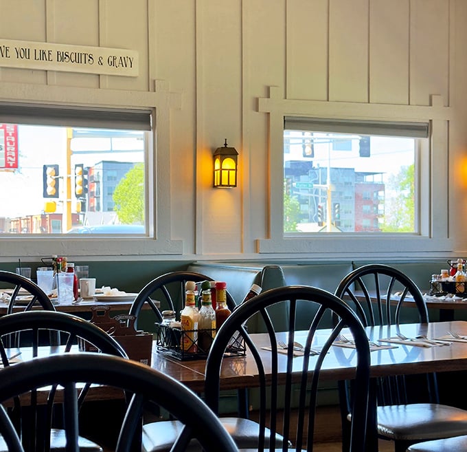That sign above the window says it all—"WE YOU LIKE BISCUITS & GRAVY"—a question that answers itself the moment you walk through the door.