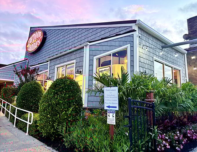 Harpoon Hanna's blue-gray exterior belies the colorful seafood creations waiting inside. Where locals go when they're serious about dinner with a view.