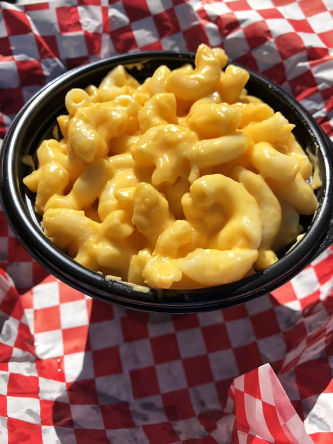 Mac and cheese that achieves the perfect balance between creamy and structured – architecture you can eat with a spoon.
