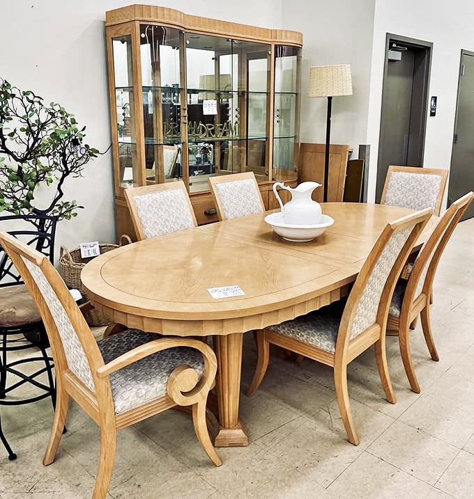 This elegant dining set isn't just furniture—it's the stage for future family gatherings. Imagine the Thanksgiving dinners this beauty has already witnessed!