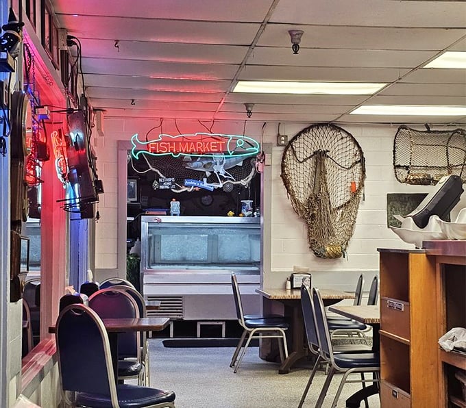 Where nautical meets practical—fishing nets adorn walls near the market counter. The "Fish Market" sign glows like a beacon for seafood lovers.