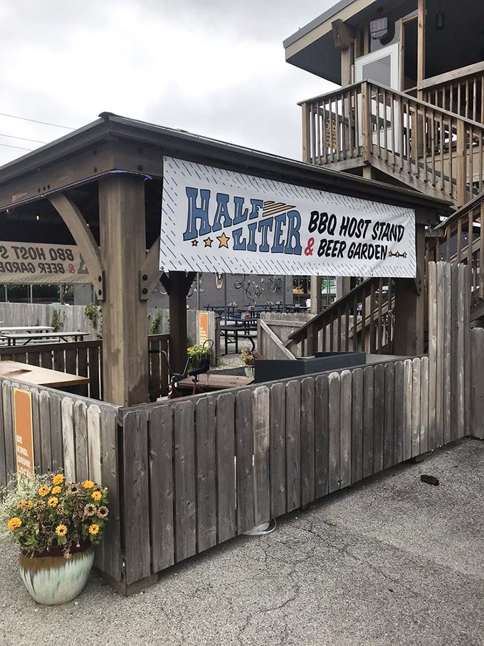 Half Liter combines life's greatest pleasures – craft beer and serious BBQ – in this building of deliciousness.