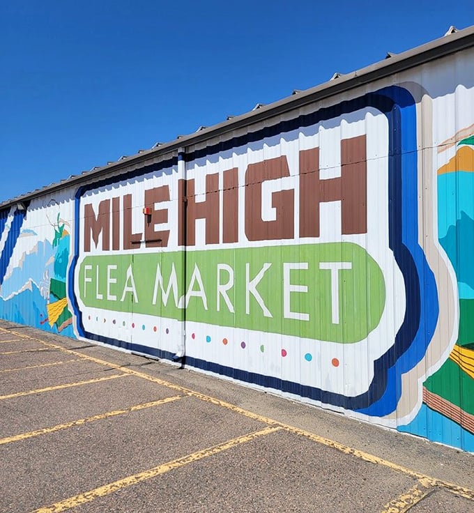 This cheerful mural captures the high-altitude excitement of Colorado's most famous weekend treasure hunting destination.