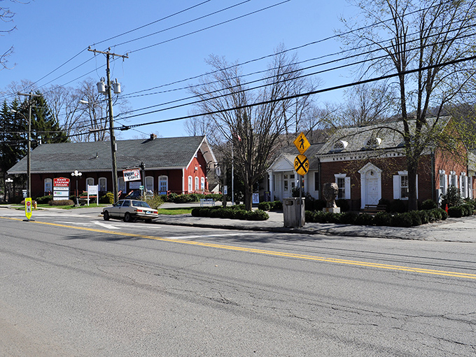 Kent's charming main street showcases historic buildings housing local shops and businesses, perfect for a leisurely small-town stroll.