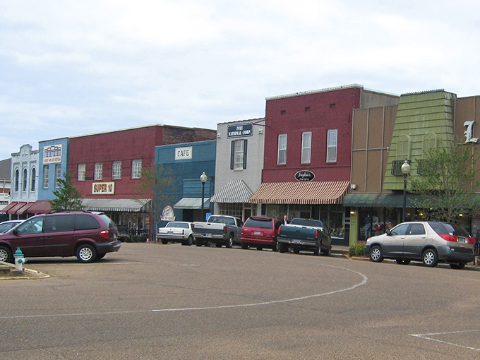 Historic buildings frame Kosciusko's inviting main street. Behind these modest facades, you'll find dining deals that are anything but ordinary.