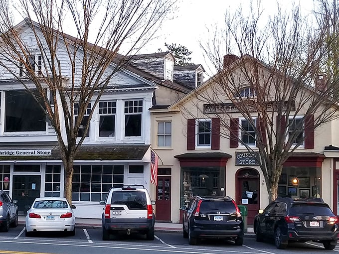 The Red Lion Inn has been welcoming travelers since stagecoaches were the only Uber.