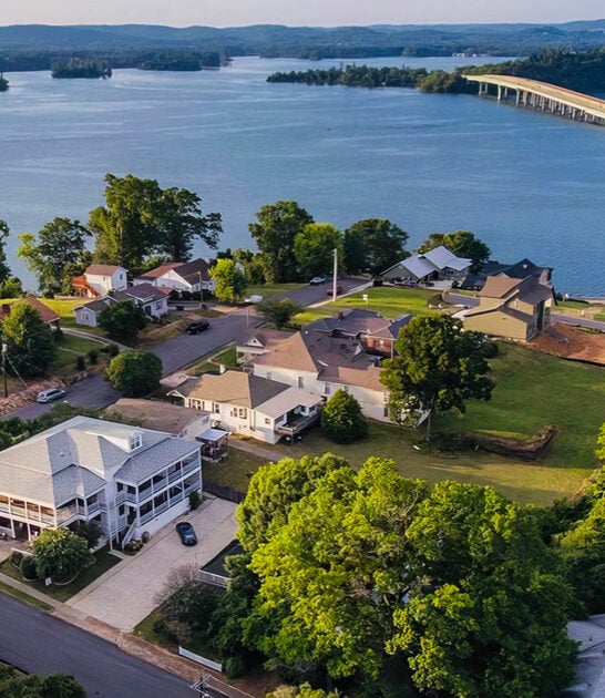alabama-lakeside-town-living-FTR