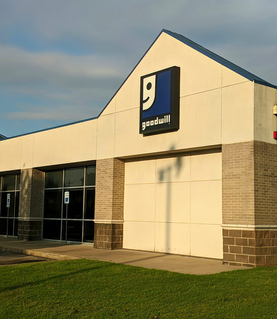 arkansas giant thrift store FTR