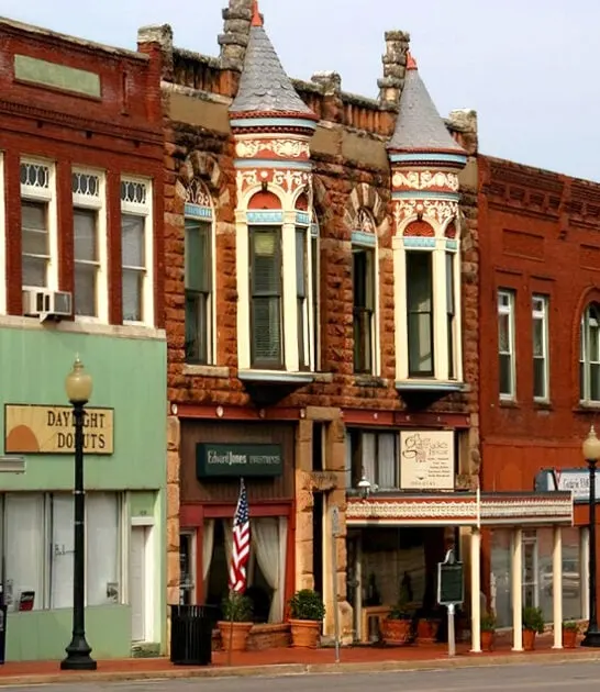 charming town affordable oklahoma ftr