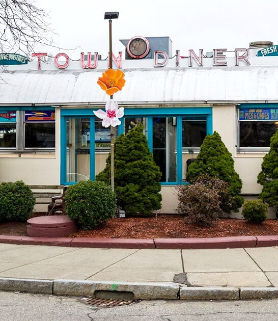 eggs benedict diner massachusetts ftr