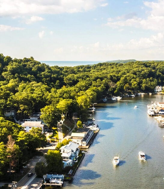 gorgeous michigan hallmark town ftr