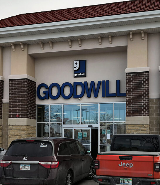 iowa gigantic thrift shop ftr