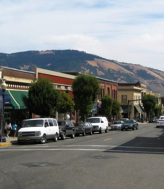 quaint towns oregon postcard ftr