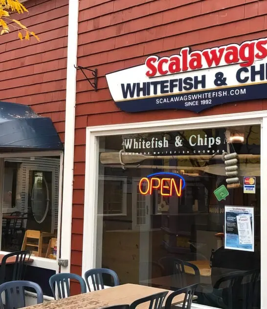 quirky seafood shack michigan ftr