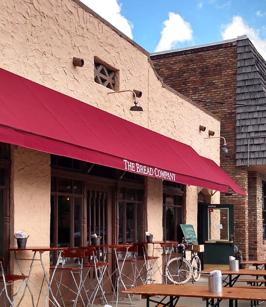 restaurant illinois pizza dreams ftr