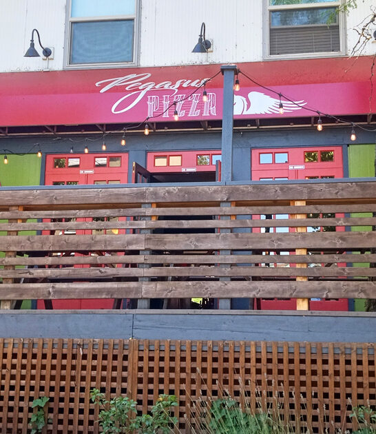 restaurants oregon delicious pizzas ftr