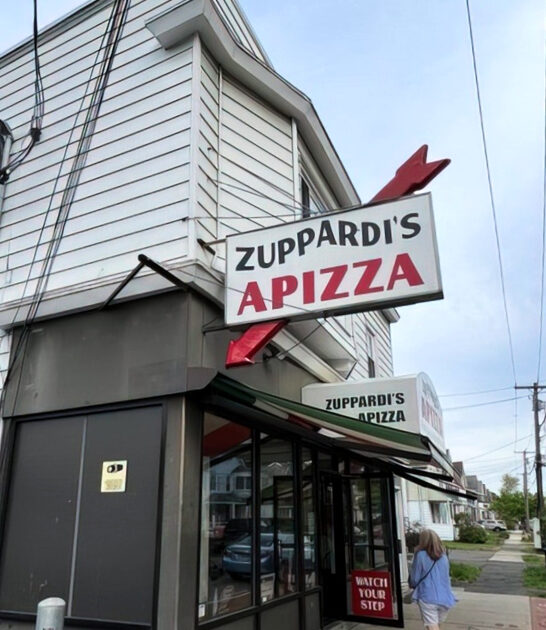 unassuming pizzerias delicious connecticut ftr