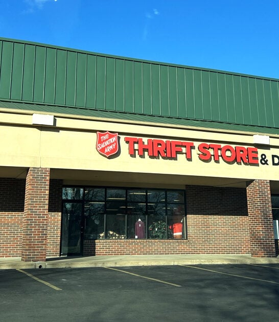 vintage treasures store kansas ftr