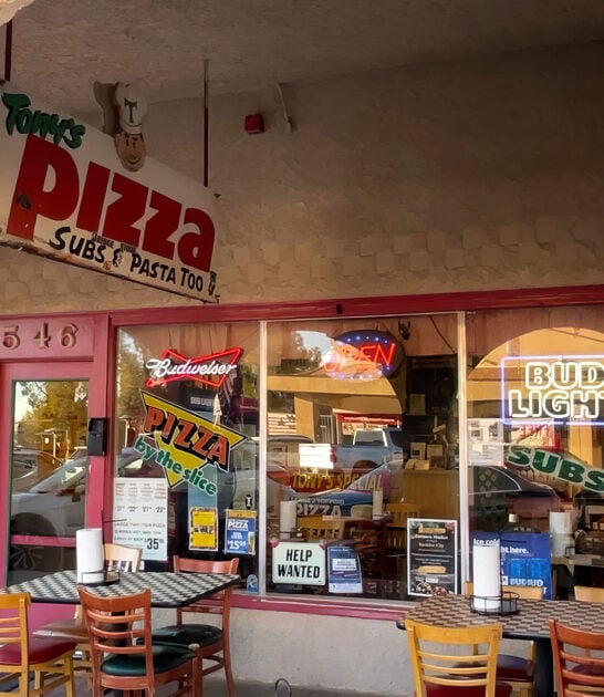 wall pizzerias nevada locals ftr