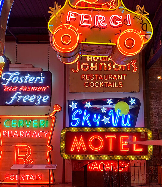 weird vintage ohio museum ftr
